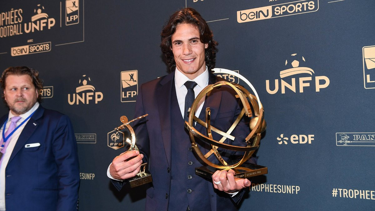 PSG : Position, avenir... Le message fort d'Edinson Cavani ...