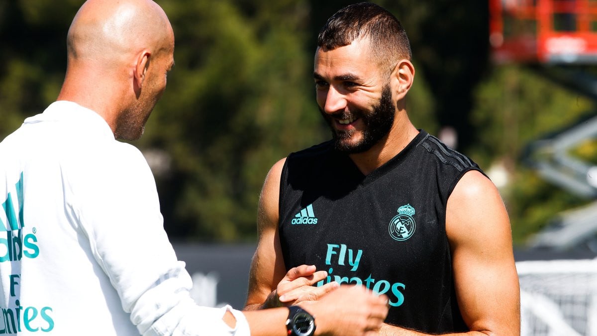 Real Madrid : Zinedine Zidane assure à nouveau la défense de Karim ...