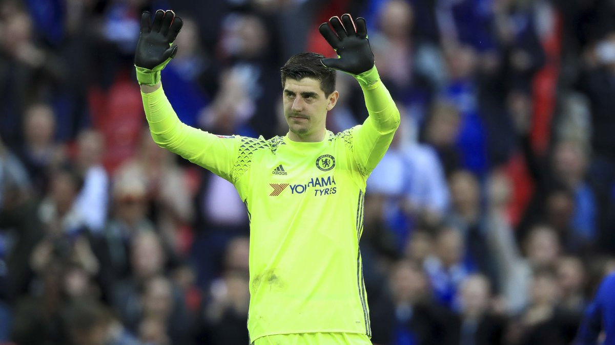 Mercato - Real Madrid : Thibaut Courtois lâche un indice de taille sur ... Mercato - Real Madrid : Thibaut Courtois lâche un indice de taille sur ...