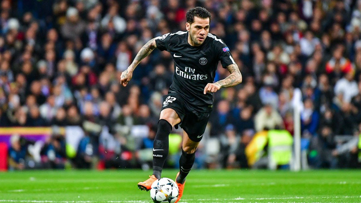 PSG/Real Madrid : Dani Alves envoie un message fort aux supporters ...