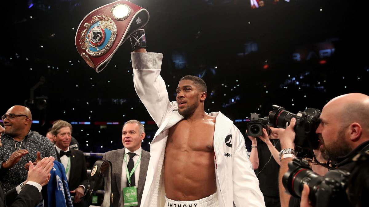 Boxe : L'annonce claire du clan Joshua pour le combat face à Wilder ...