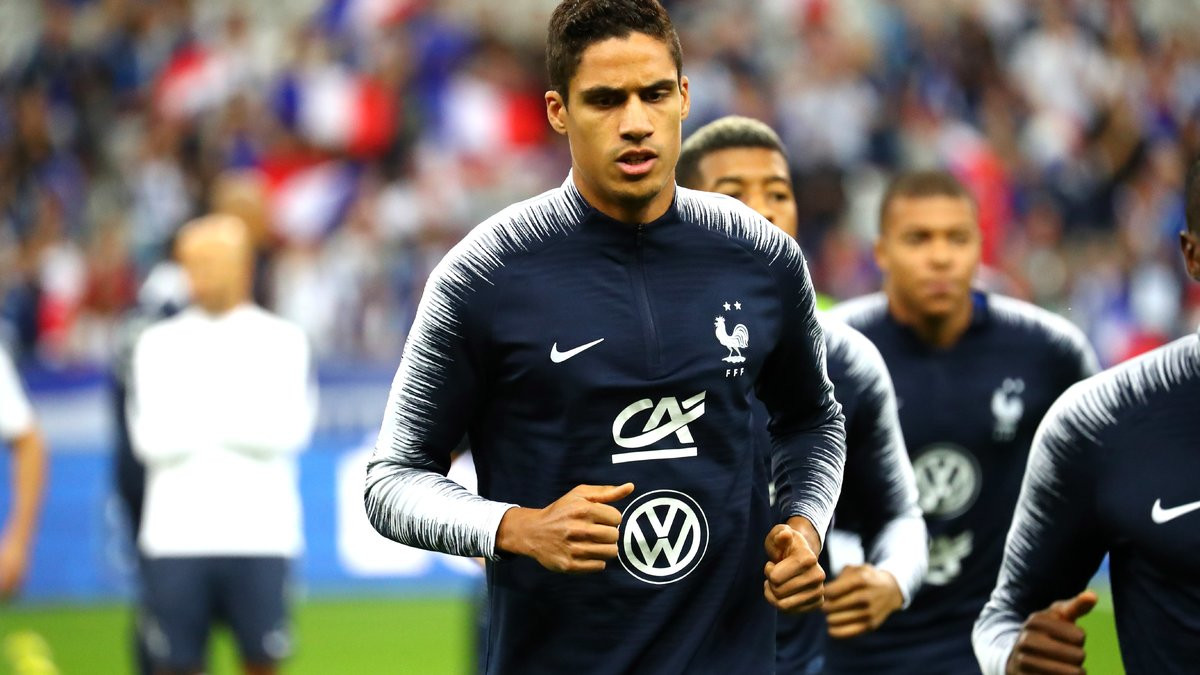 Mercato - Real Madrid : Une offre XXL de José Mourinho pour Raphaël ...