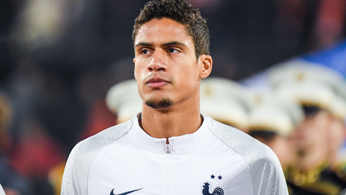 Real Madrid : Cavani fait de Raphaël Varane son favori au Ballon d’Or ...