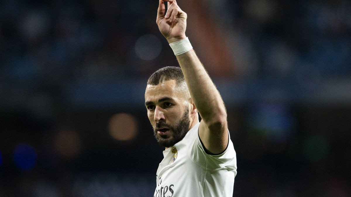 Mercato - Real Madrid : Pérez contrait de recruter à cause… de Benzema ...