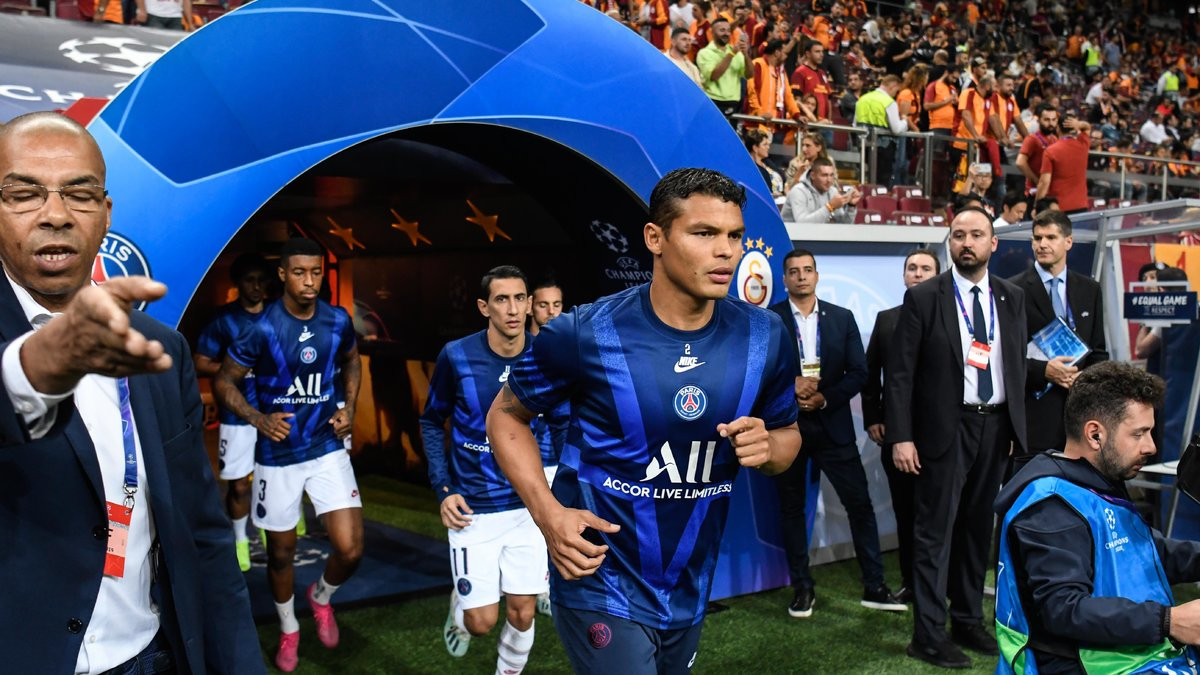 PSG : Pierre Ménès désigne le meilleur joueur contre Galatasaray ...