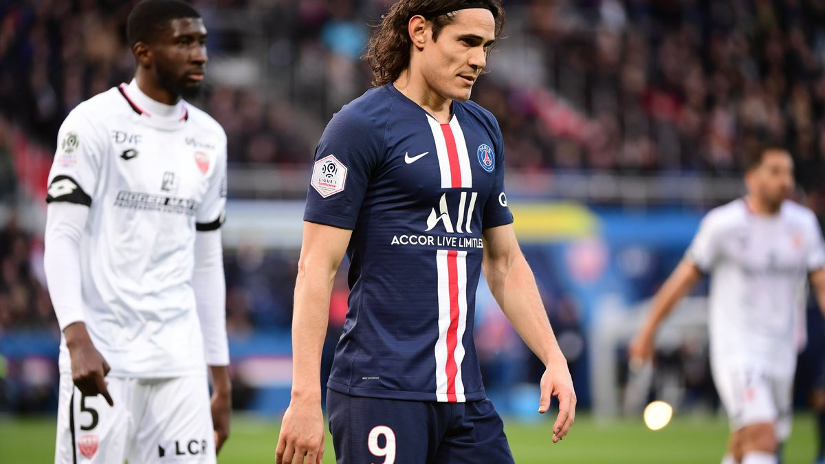 PSG - Malaise : Quand Pierre Ménès balance sur l'efficacité de Cavani ...