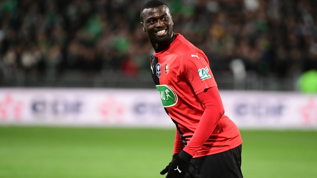 Mercato - OM : M'Baye Niang affiche un souhait très fort pour son ...