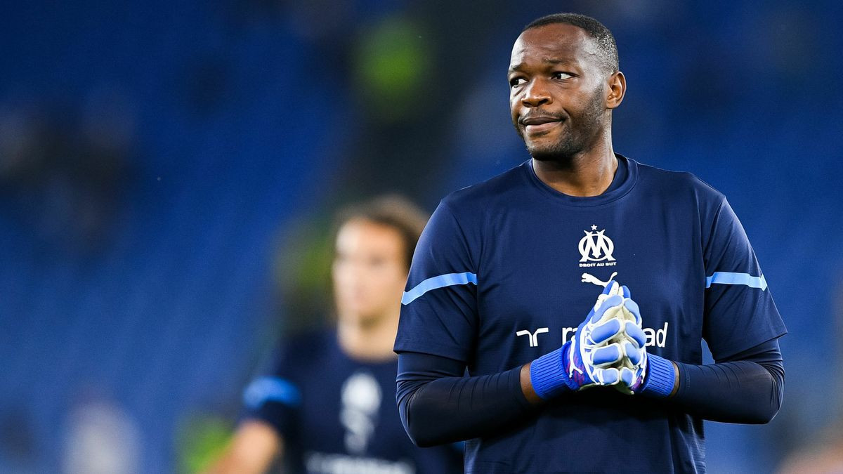 Mercato - OM : Un énorme coup de tonnerre prend forme pour Mandanda ...