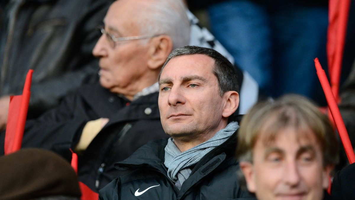 EXCLU : Le patron de l’arbitrage français en grand danger… - Le10sport.com