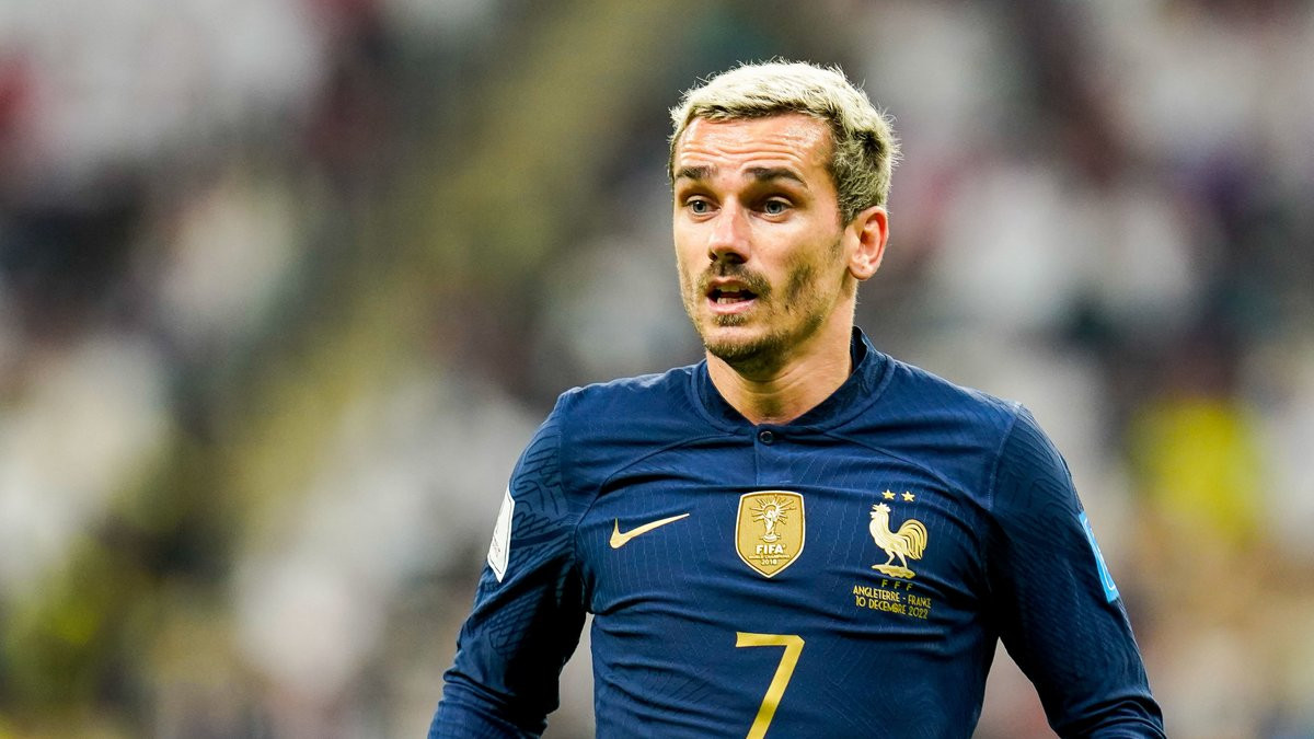 Équipe de France : Après ce coup de gueule de Varane, Griezmann lâche ... Équipe de France : Après ce coup de gueule de Varane, Griezmann lâche ...