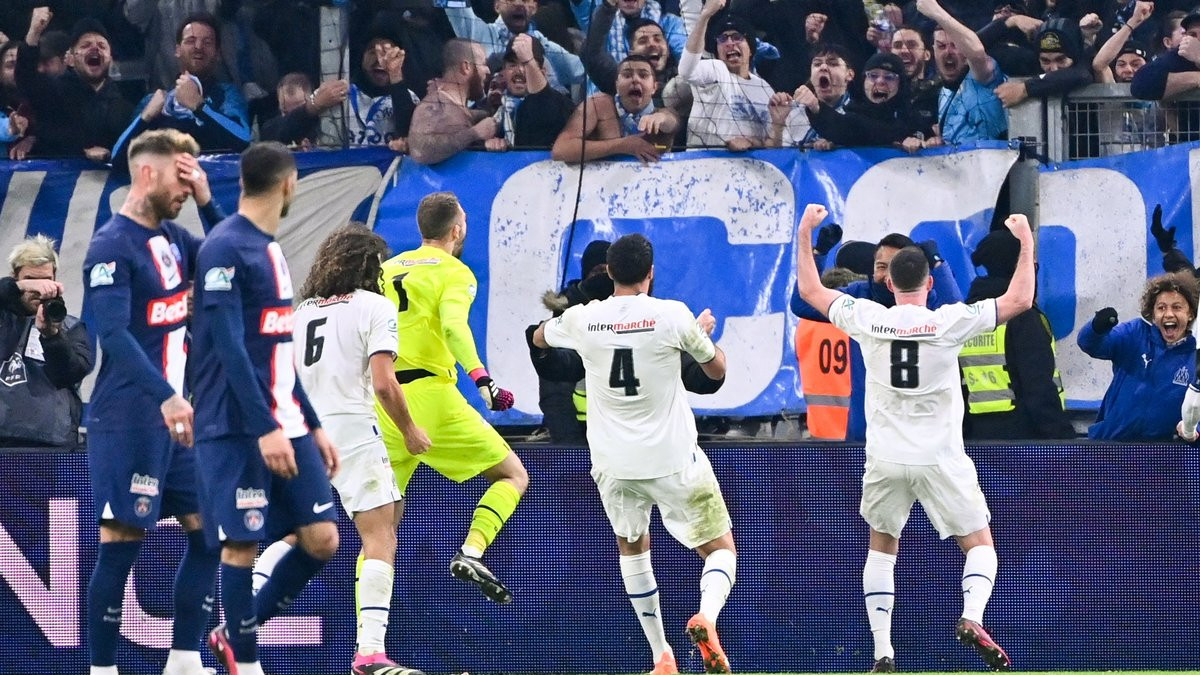 Quand l’équipe de France troll le PSG - Le10sport.com