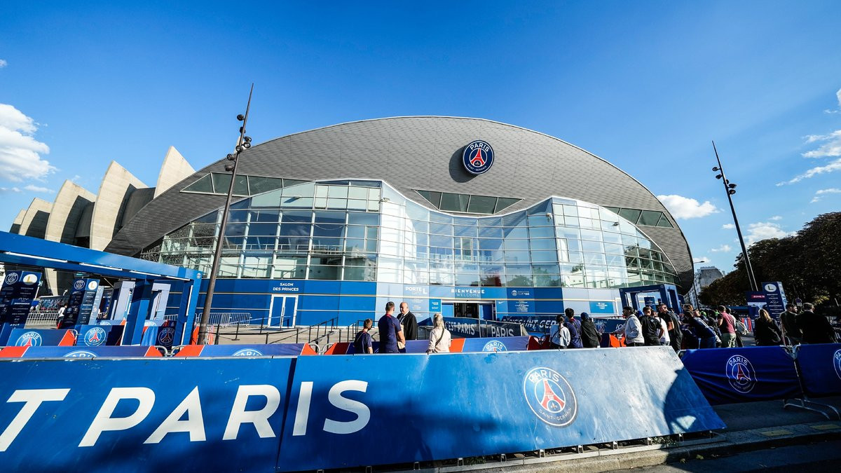 Le projet historique du PSG se complique déjà ! - Le10sport.com