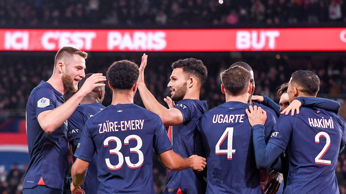 Un grand nom valide son transfert au PSG - Le10sport.com