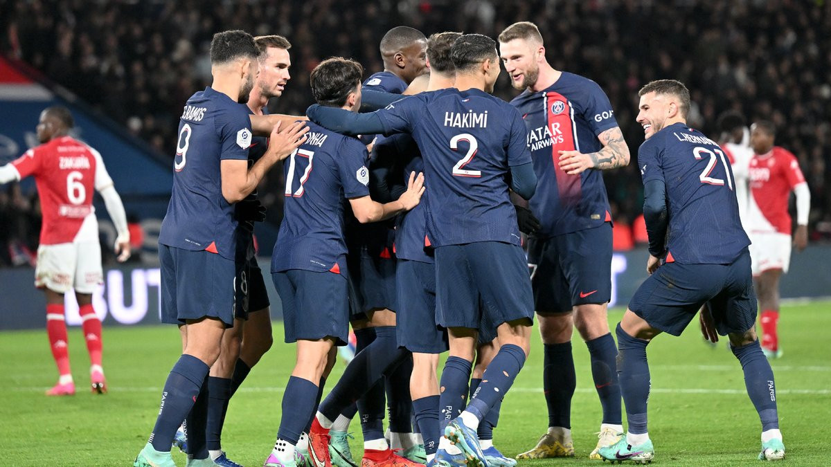 Annoncé sur le départ au PSG, il lâche sa réponse - Le10sport.com