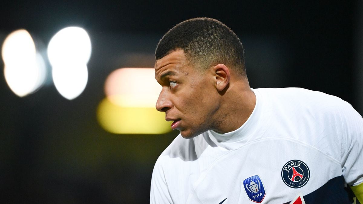Mercato - PSG : Surprise confirmée pour le transfert de Mbappé ...