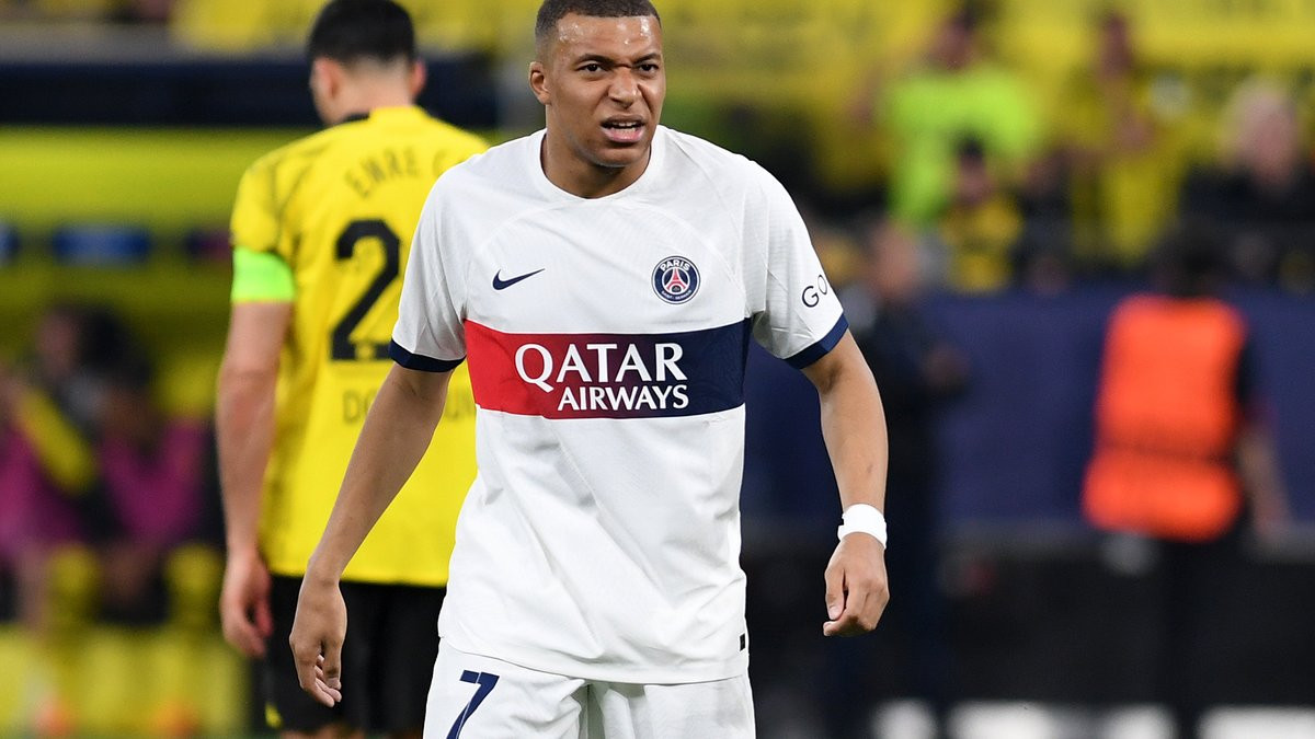 Transferts - PSG : Après Mbappé, un autre buteur parisien affole le ... Transferts - PSG : Après Mbappé, un autre buteur parisien affole le ...