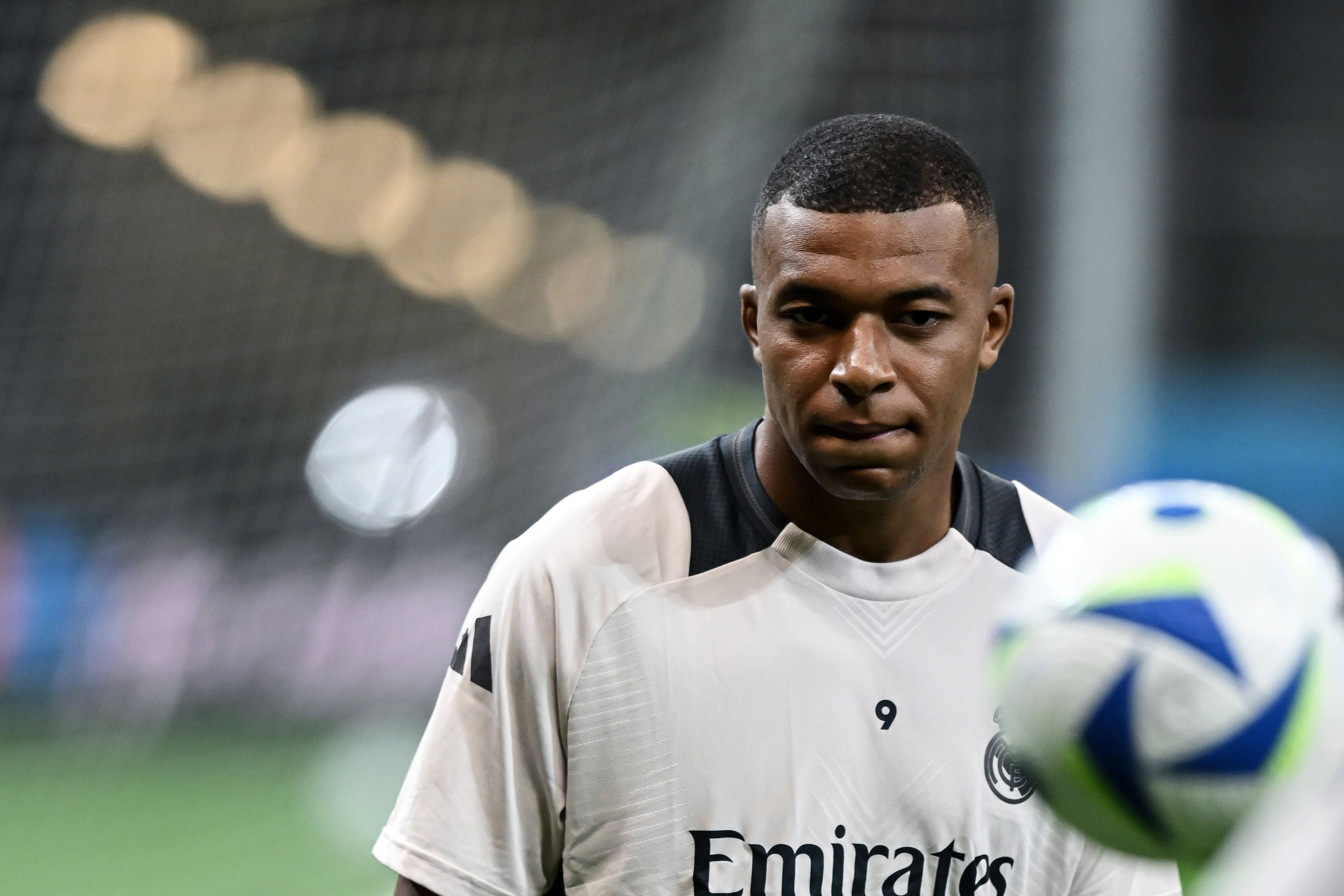 Mbappé accusé de viol : La justice confirme ! - Le10sport.com